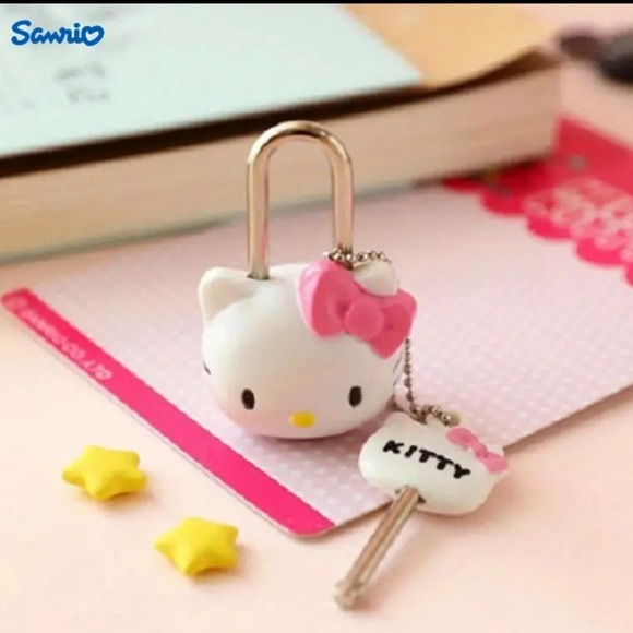 Hello Kitty | Accessories | Hello Kitty Lock And Key | Poshmark